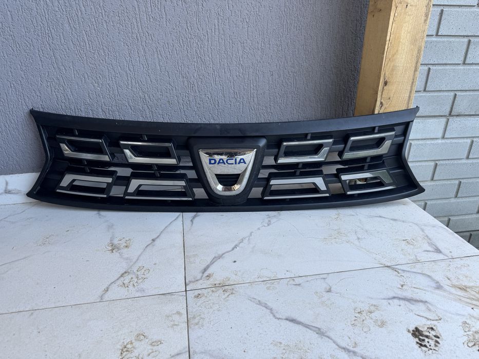 Grila Dacia Duster 2021,2022, 2023 Popesti-Leordeni • OLX.ro