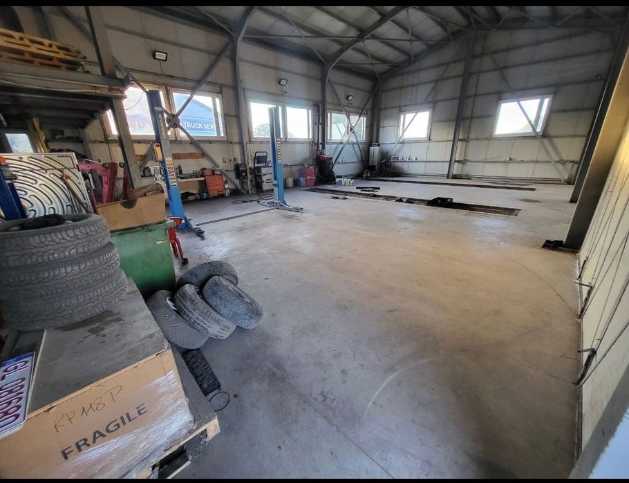 Hala zona Metro dn 26 Galati • OLX.ro