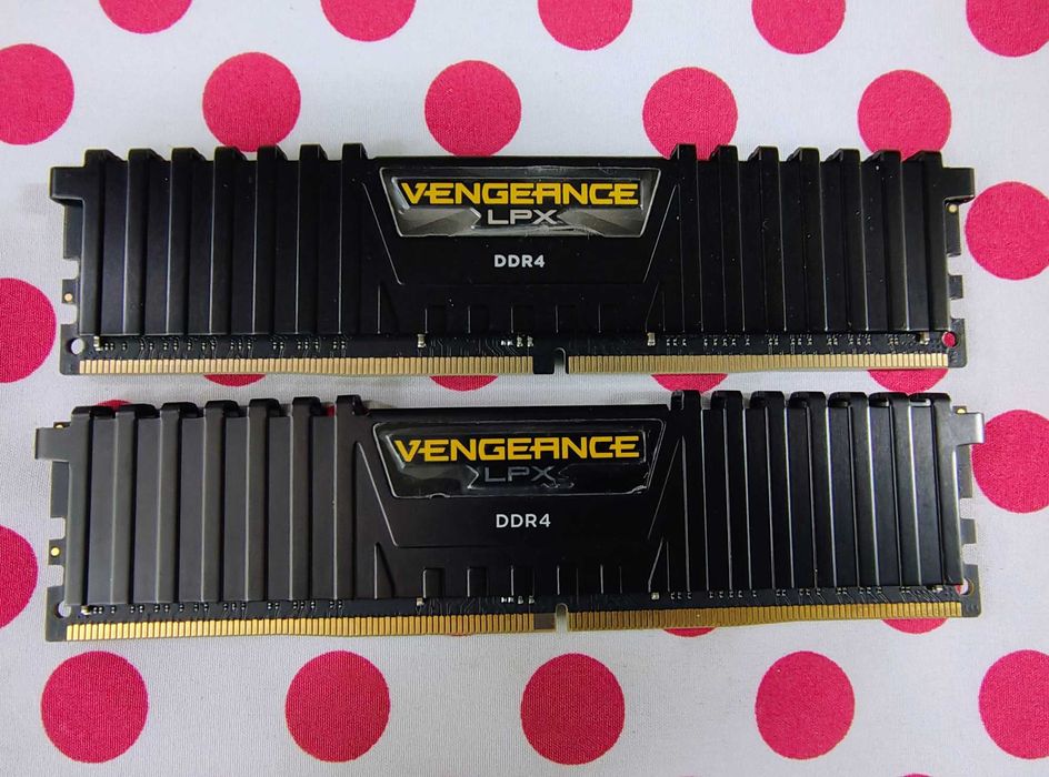 Memorie Corsair Vengeance LPX Black 32GB DDR4 2400MHz, CL 14, Desktop ...