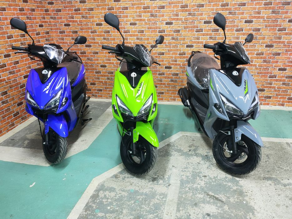 Scuter Barton Flash 50 E5 - PERMIS B , cu carte RAR Bacau • OLX.ro