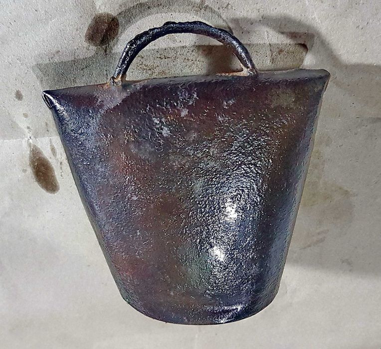 F385-Talanga mijlocie de animale metal stare buna- 13/11 cm. Timisoara ...