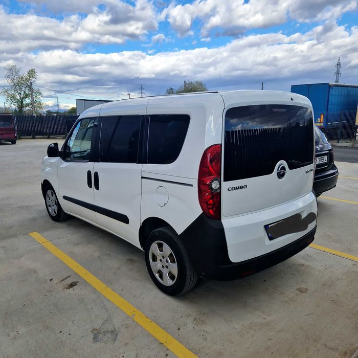 Opel Combo Van -5 Locuri Ploiesti • OLX.ro
