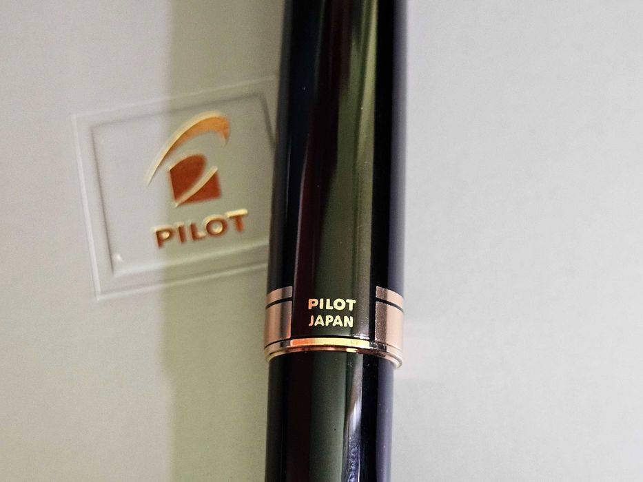 Stilou Pilot Elite 95S (Penita aur 14K) Ploiesti • OLX.ro
