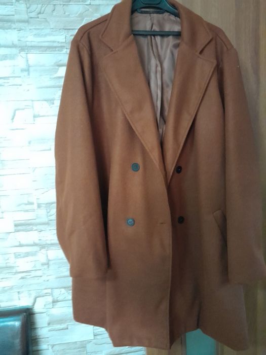 Sacou nou maron deschis Valcani • OLX.ro