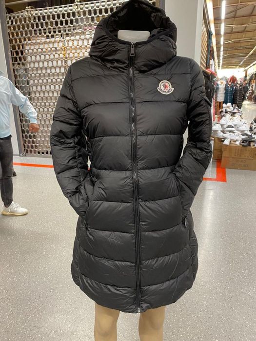 geaca moncler dama. lunga ' Moda si frumusete ' OLX.ro
