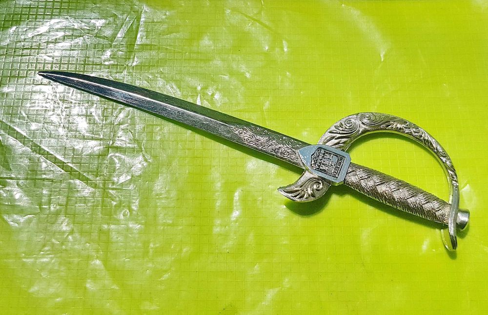 E151-Sabie Mica Stema Lourdes Model Toledo Gravura. Timisoara • OLX.ro