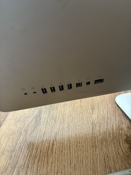 Imac 27 Inch Model A1312 Oradea • OLX.ro