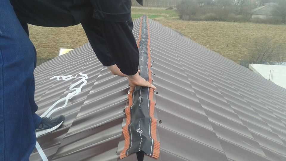 Banda ventilare coama acoperis tigla solzi sau metalica Timisoara • OLX.ro