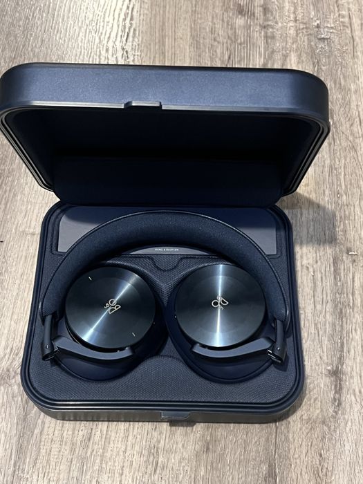 Bang & Ofulsen H95 navy blue гр. Свиленград • OLX.bg