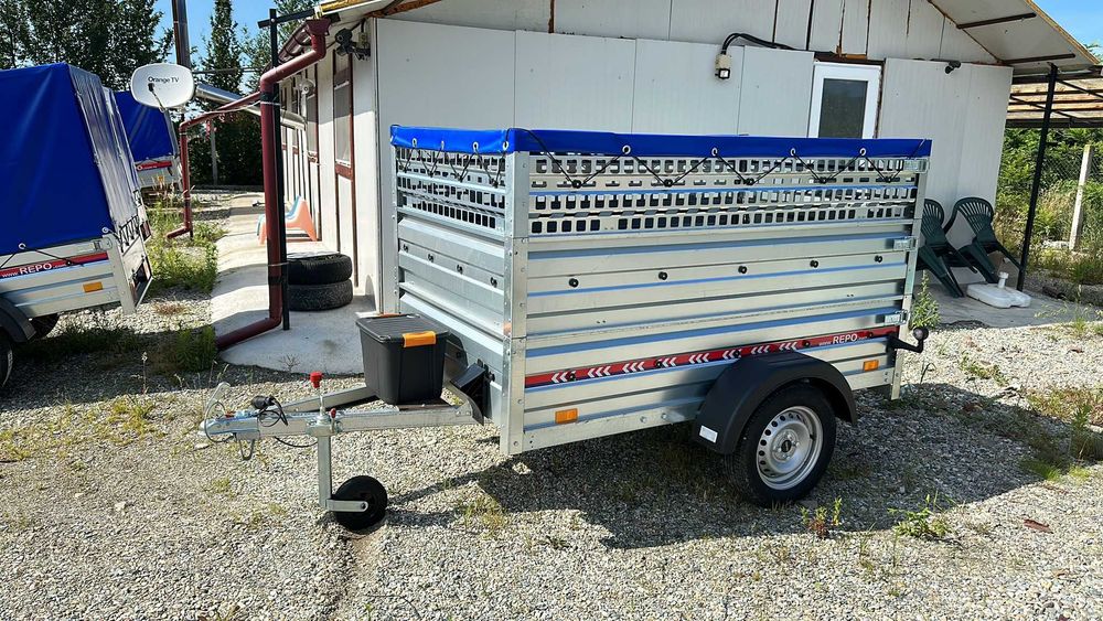 Remorci noi 750 KG pentru categoria B Poiana Teiului • OLX.ro