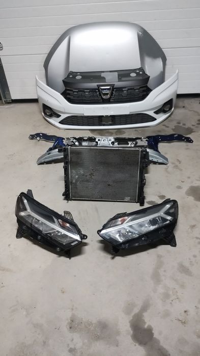 Bara fata , faruri ,capoata, volet , ochelari , gmv Logan 2022,2023 Bascov • OLX.ro