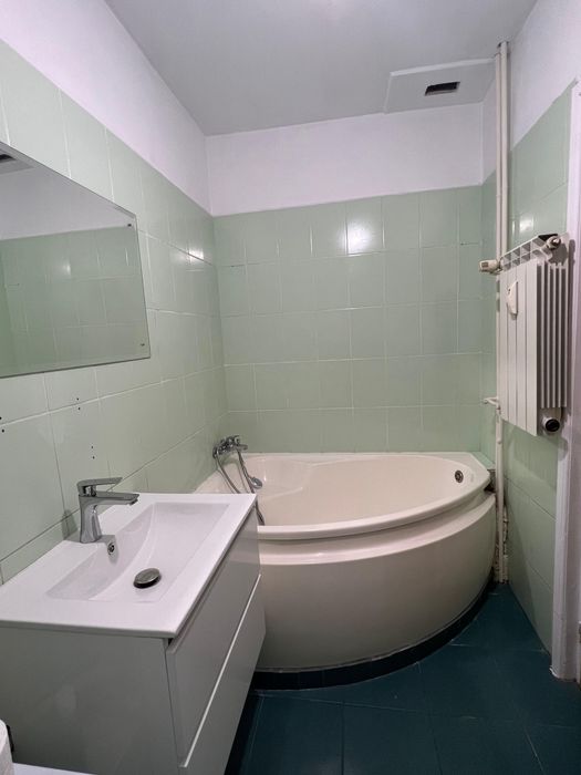 Proprietar vand garsoniera Parc Sebastian, 36mp, mobilata, parcare ...