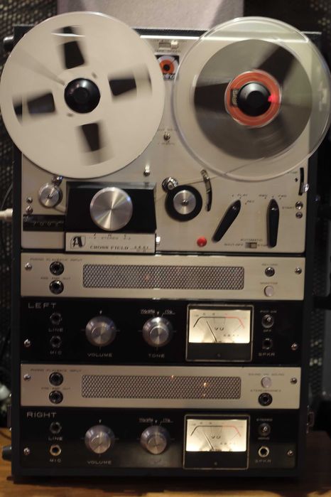 Magnetofon = AKAI M-8 = 60's Full-Tube R2R Tape Recorder + extras ...