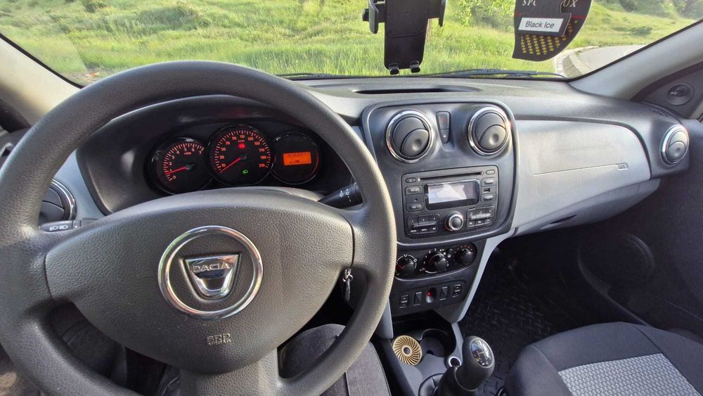 LOGAN 2013- 1.2 - 75CP = pret negociabil / accept și schimb Bucuresti ...