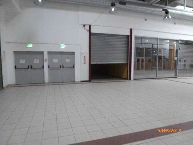 Centrul comercial “Proxima Shopping Center Vaslui” Floresti • OLX.ro
