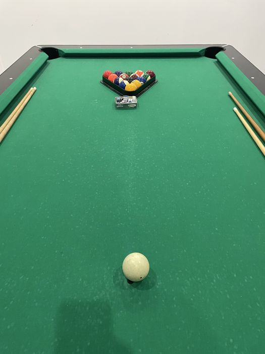 Masă Biliard din lemn masiv Carei • OLX.ro