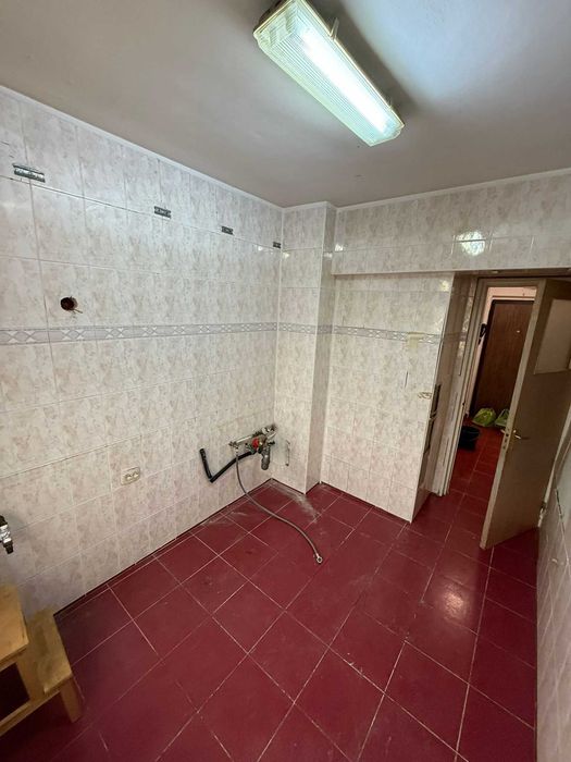 2 camere decomandate Colentina , chiar la Metrou Obor Bucuresti ...