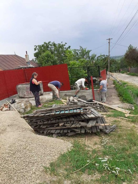 Garduri din sipca metalica porti si alte modele de garduri disponibile ...