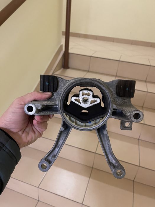 Suport motor, cutie bmw seria 5 g30 , adblue bmw 10L Bucuresti Sectorul ...