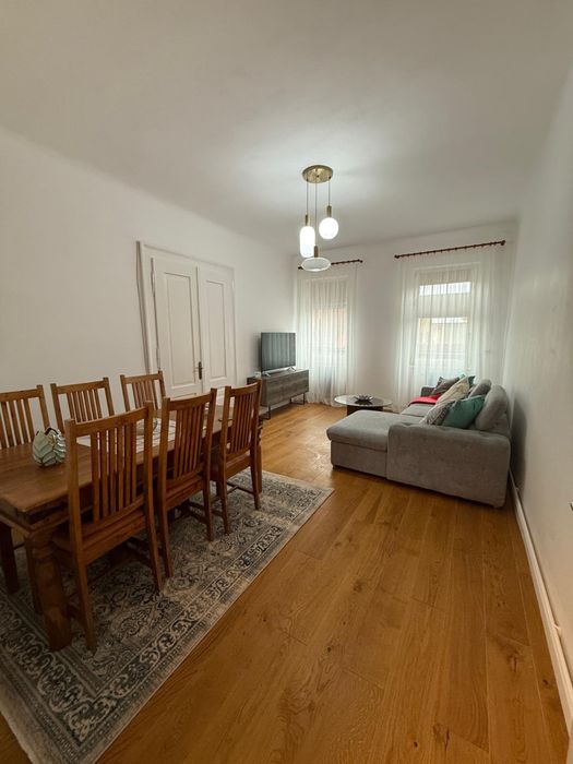 Apartament 2 camere, complet mobilat, proaspat renovat, strada Lunga ...