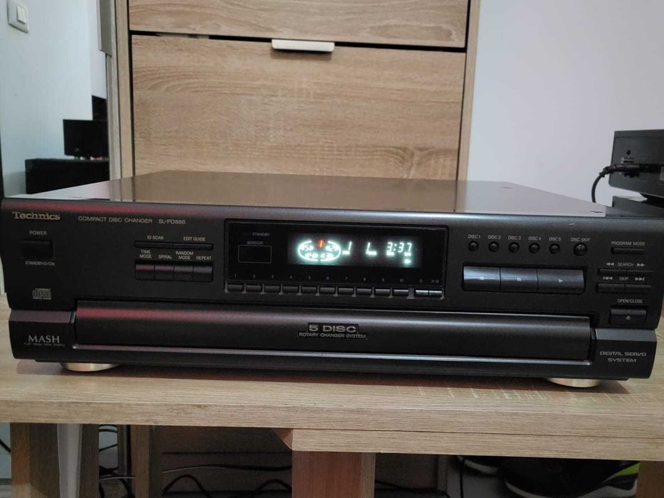Technics,SL-PD888 Technics,SU-A900, RS-AZ6, ST-GT650 RDS, SL-PG4 CD Chiajna • OLX.ro