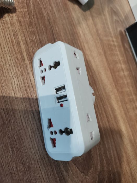 Adaptor Priza Europa la priza UK Anglia America USB Multi Port ...