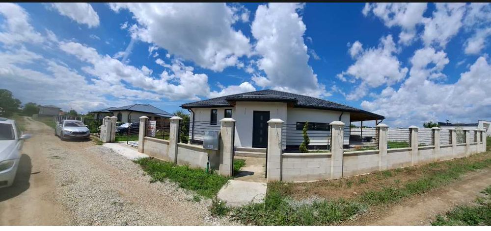 Casa moderna in Clinceni- langa parc Bragadiru Clinceni • OLX.ro