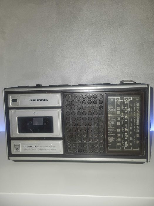 Радиокасетофон Grundig гр. Дупница • OLX.bg