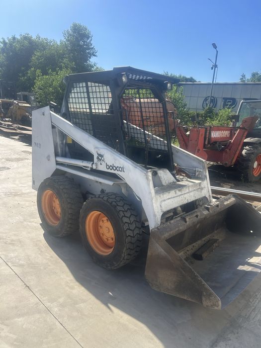 De vanzare bobcat 743 Domnesti • OLX.ro