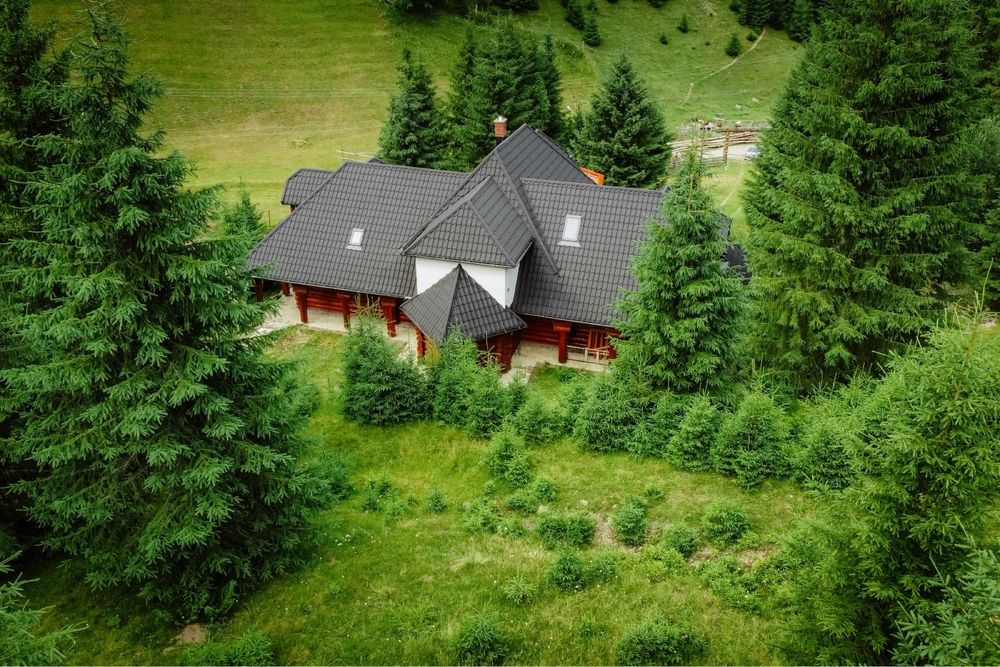 Cabana de vanzare Vatra Dornei (Darmoxa) Vatra Dornei • OLX.ro