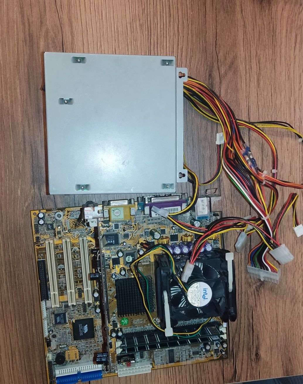 Продам набор lga 478: 3 000 тг. - Комплектующие и аксессуары Алматы на Olx