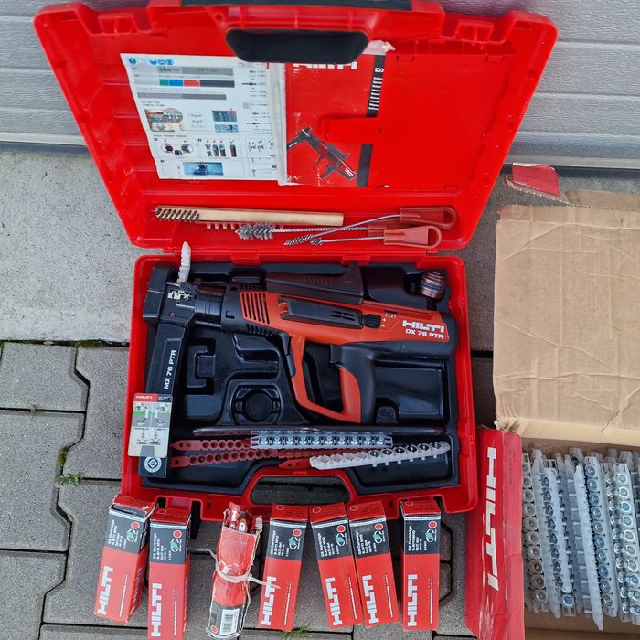 HILTI DX 76 PTR Pistol pentru capse semiautomat ,pentru fixare tablă ...