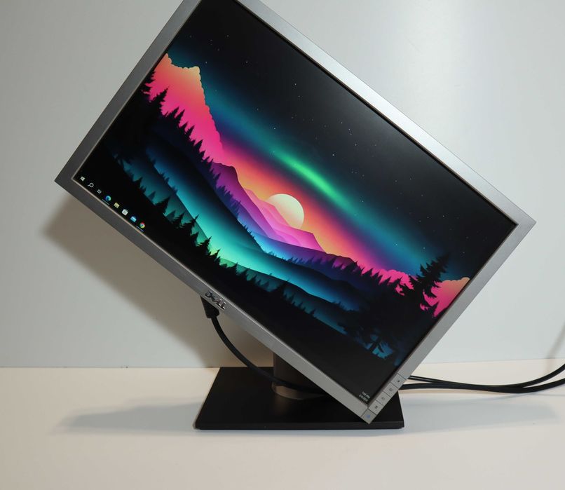 Monitor DELL de 22 inch Ecran display IPS ultrasharp profesional Cluj ...