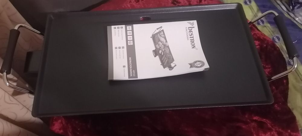 Нова тефлонова плоча гр. Бургас Славейков • OLX.bg