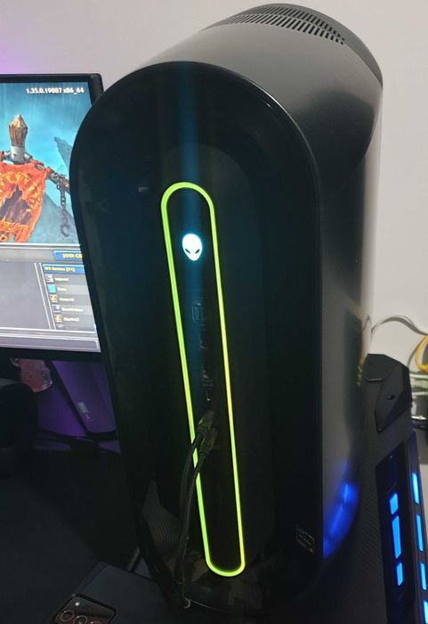 Desktop Alienware Aurora R10 Deva • OLX.ro