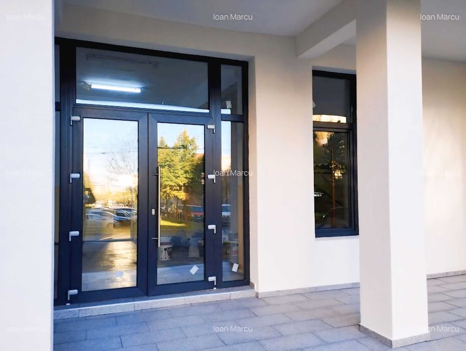 Spatiu comercial 75 MP, RACADAU , Parter Brasov • OLX.ro