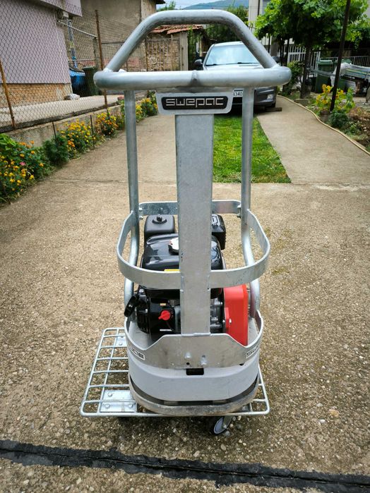 Трамбовка Swepac FR95 (2023 година) с. Мулдава • OLX.bg