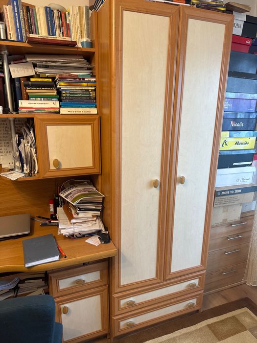 Mobilă junior birou dulap rafturi Bistrita • OLX.ro