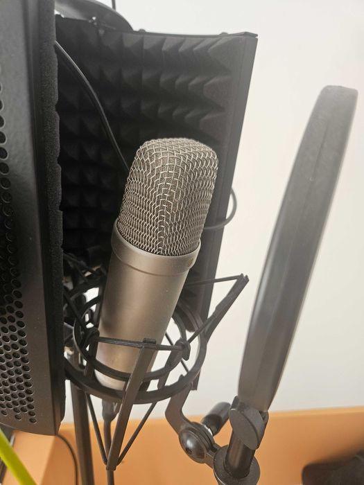 Home studio de vanzare .Microfon . Antifon. Interfata audio. Ploiesti ...
