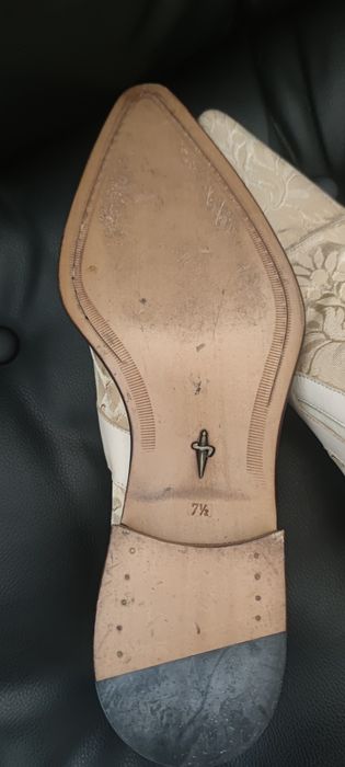 Pantofi de clasa Cesare Paciotti Bucuresti Sectorul 1 • OLX.ro