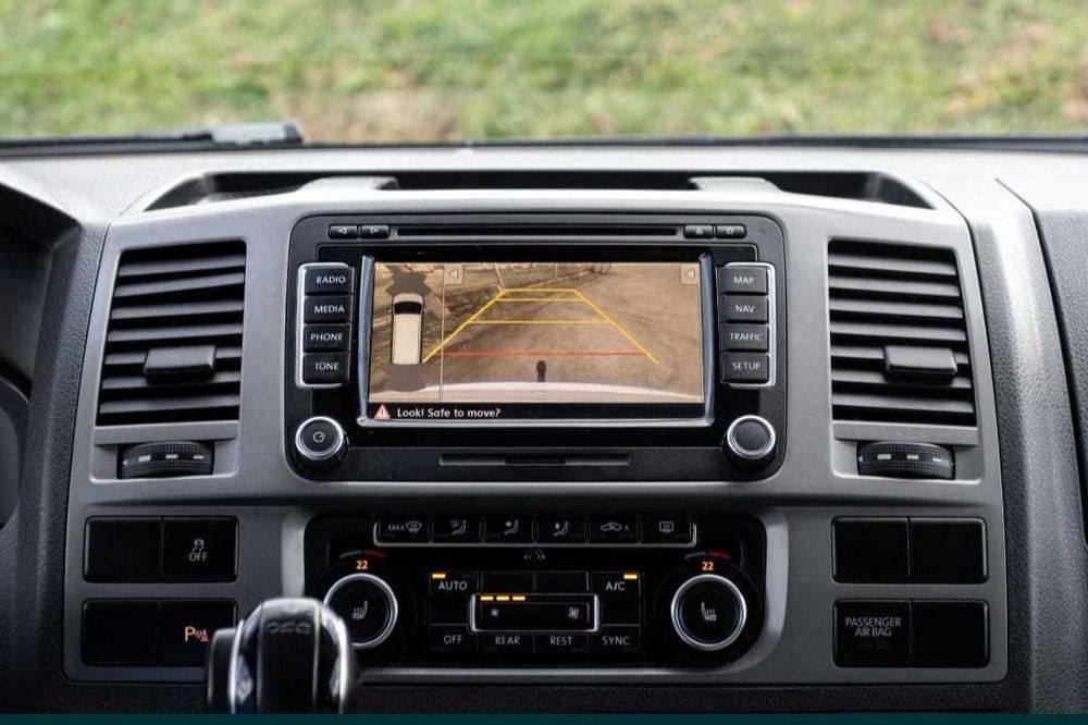 Închiriere/închiriez microbuz bus van de inchiriat Caravelle 9 locuri ...