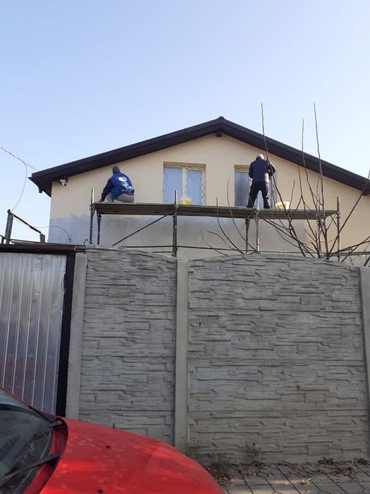 Execut lucrari in constructii: amenajari si decorari interioare ...