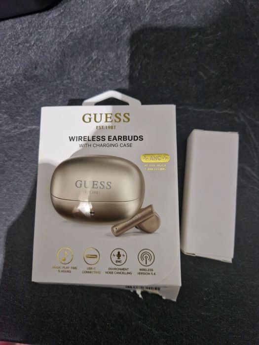 Продавам Слушалки Guess гр. Пловдив Каменица 1 • OLX.bg