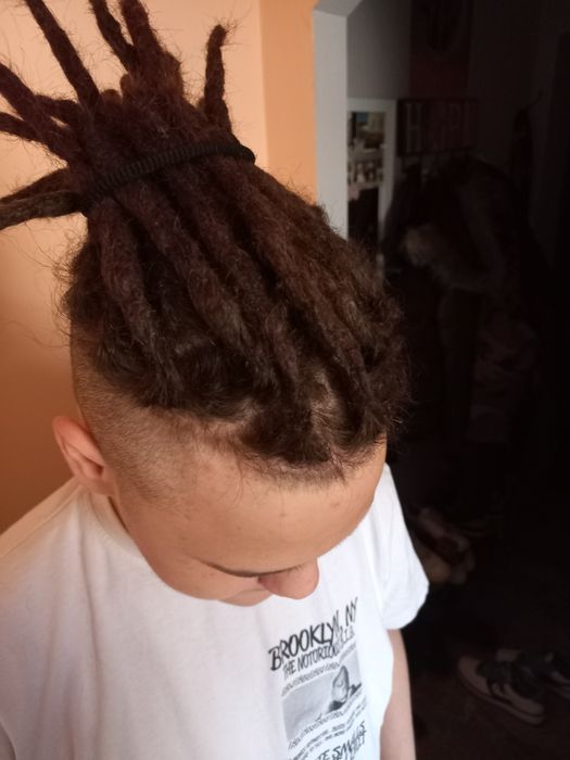 Fac dreaduri/dreads/dreadlocks Timisoara • OLX.ro