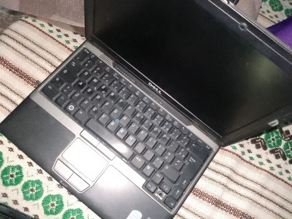 Laptop Dell Latitude Dej • OLX.ro