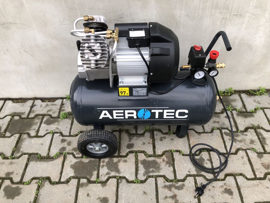 Compresor Aer AEROTEC AERO 400/50 VDC Fabricatie 2021 Medias • OLX.ro