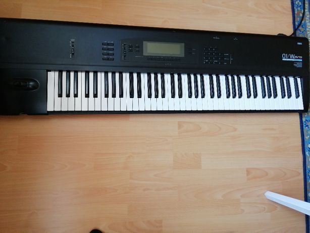 Orga Korg 01 W Pro 76 de clape, cu usb, yamaha sy, roland XP, korg Iasi ...