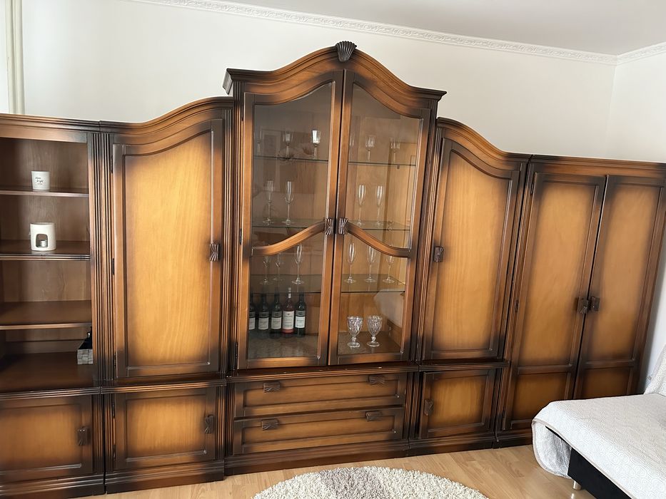 Mobila vintage din lemn masiv Beius • OLX.ro