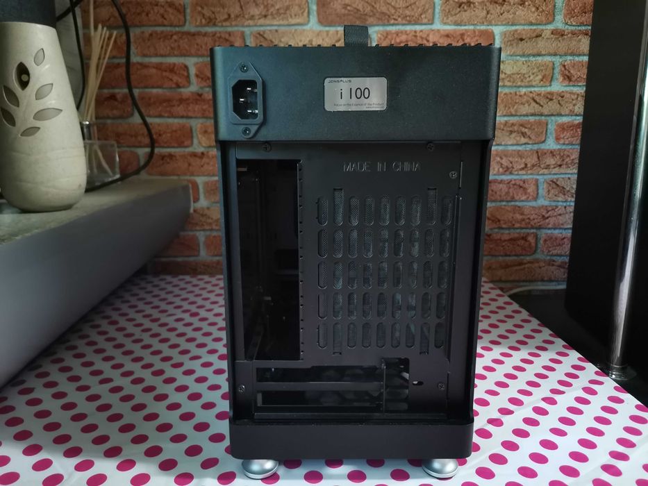 Carcasa PC Jonsplus i100 Pro Mini-ITX Black. Bucuresti Sectorul 4 • OLX.ro