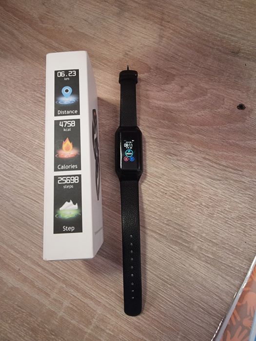 Smartwach cu casti incorporate Tomesti • OLX.ro